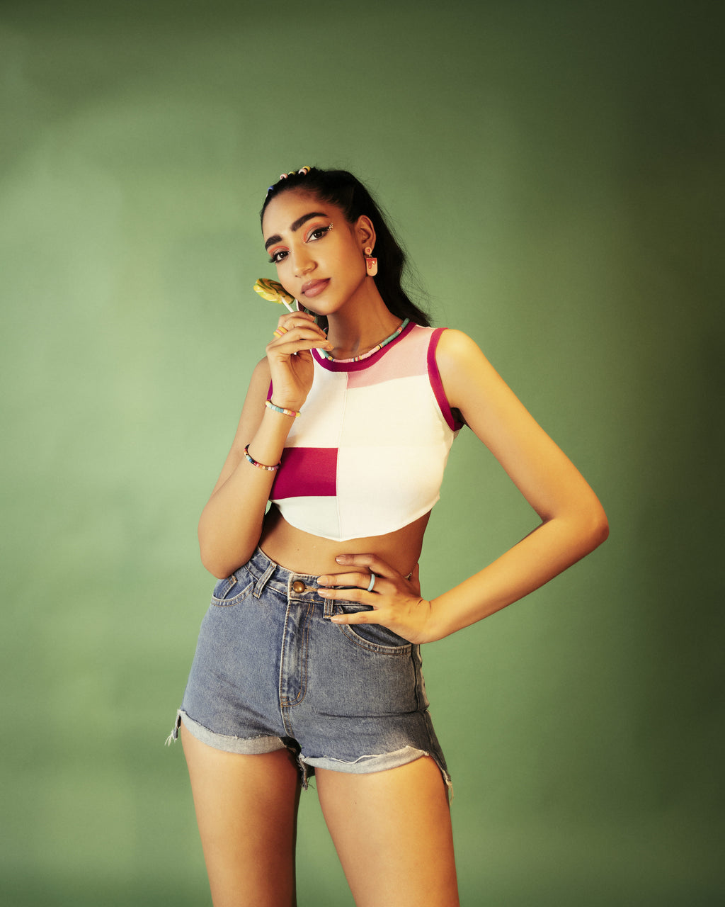 COLOUR BLOCK CROPPED TOP – K&M
